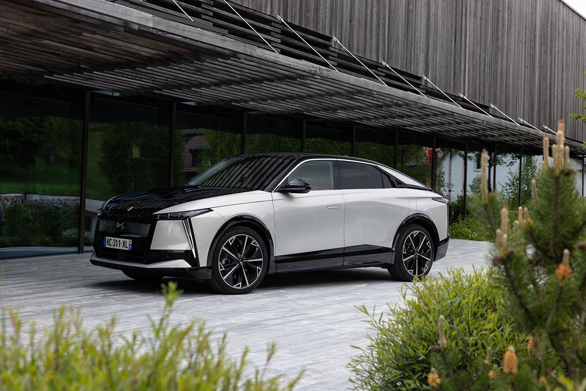 DS N°8 : le SUV coupé électrique en cinq points
