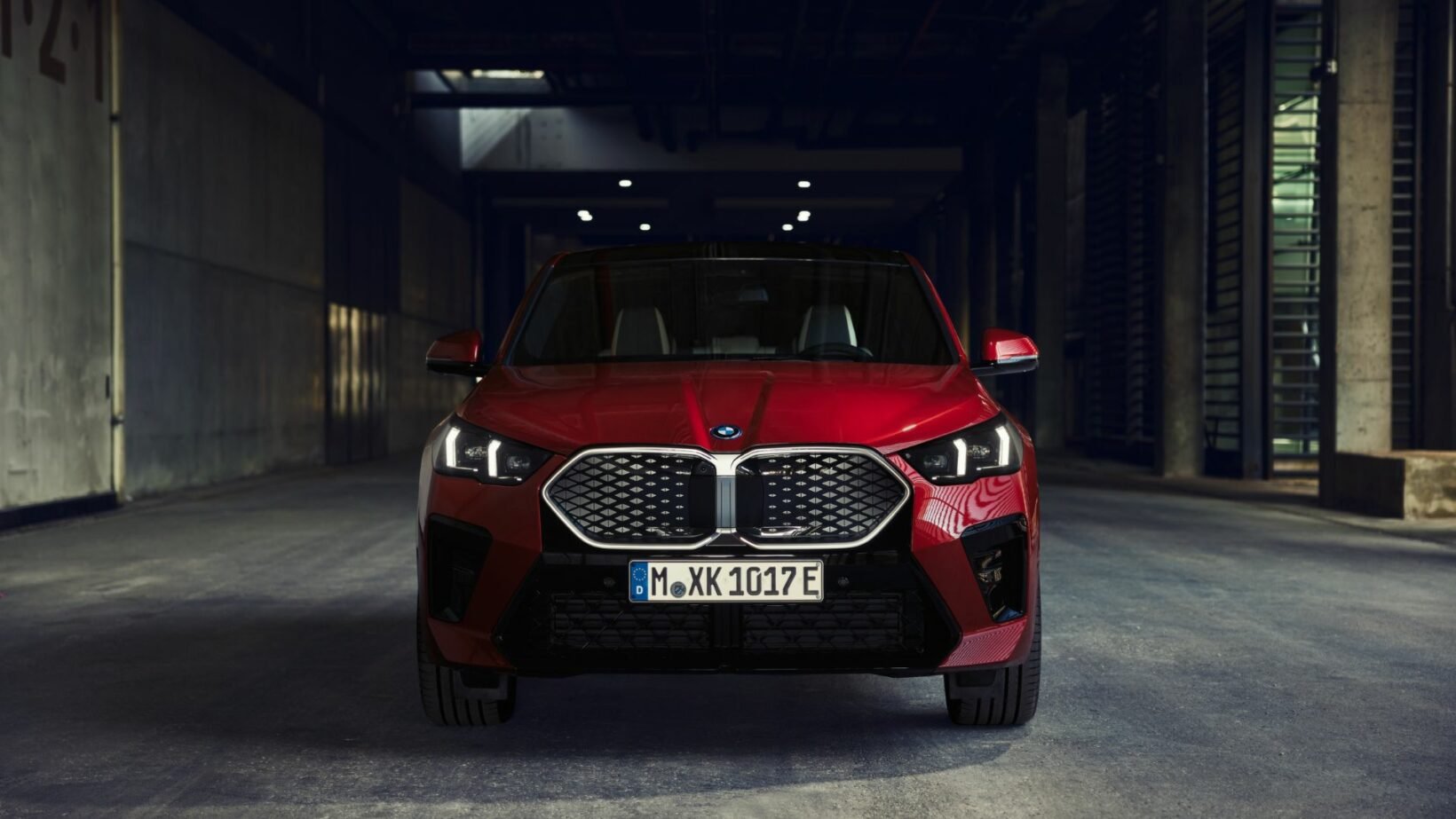 BMW iX2 : batterie, autonomie, recharge, performances