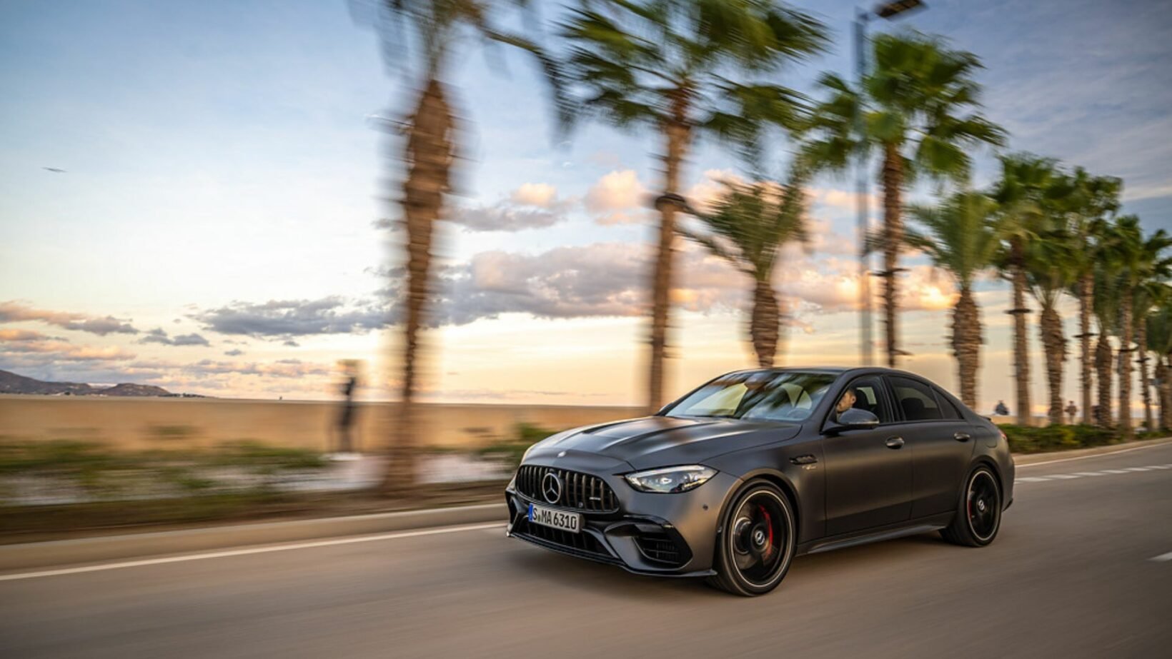 Fiche Technique C63 Amg