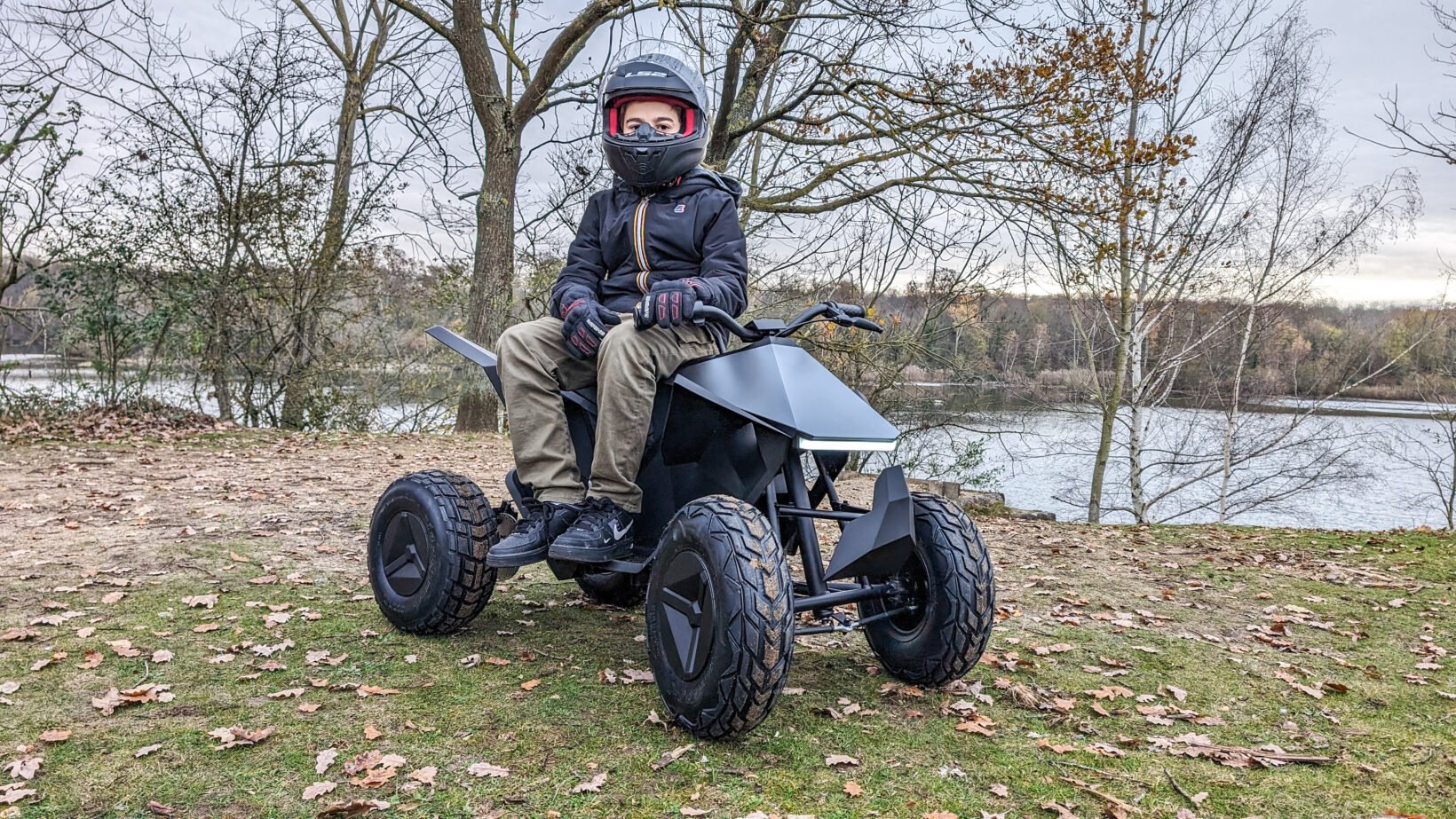 Essai - Tesla Cyberquad : que vaut le quad électrique à l’allure de ...