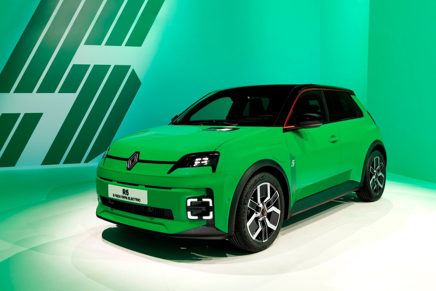Renault devient l'entreprise automobile préférée des Français : merci ...