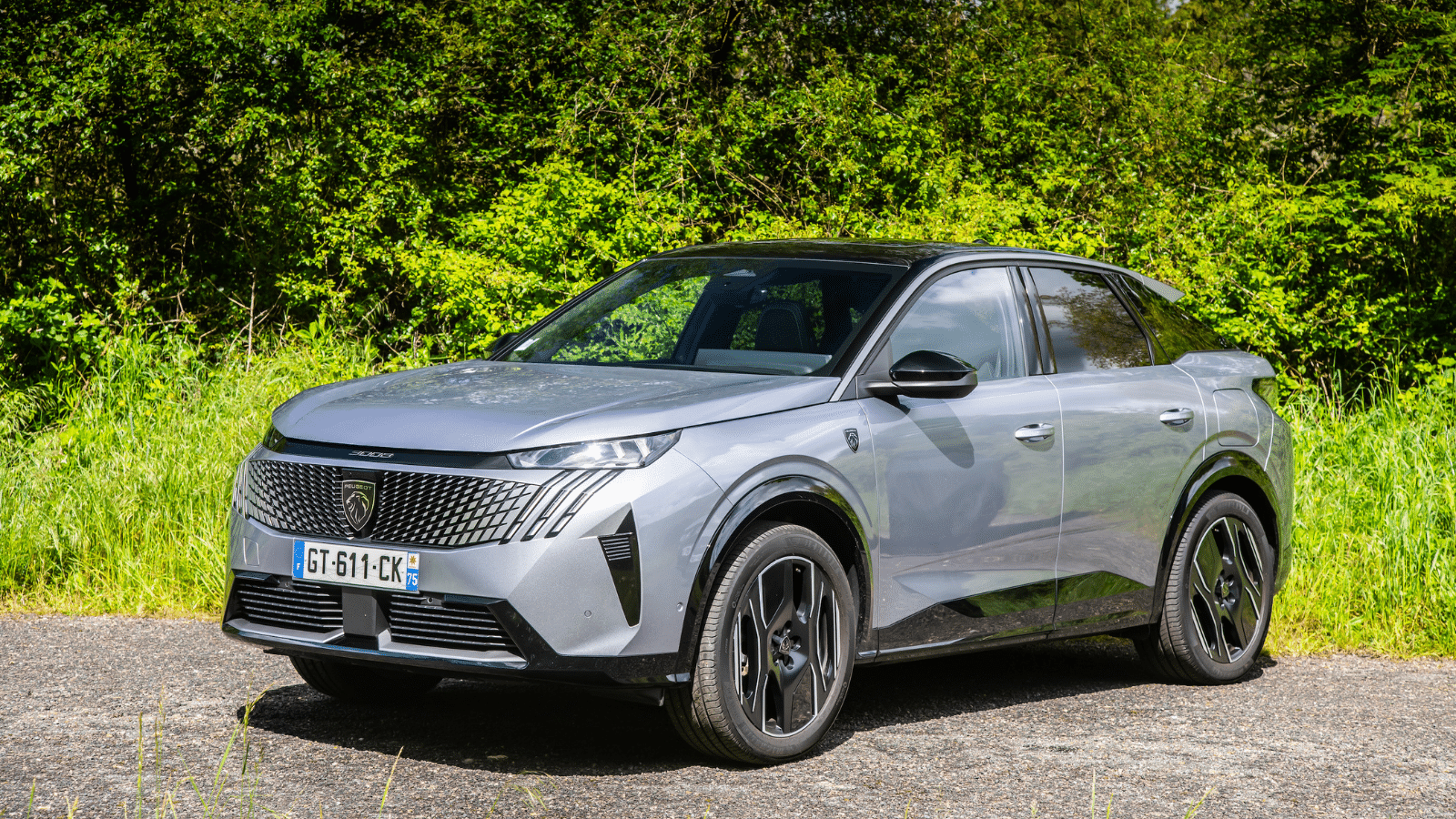 Peugeot e-3008 : 700 km d'autonomie électrique avec le bonus écologique