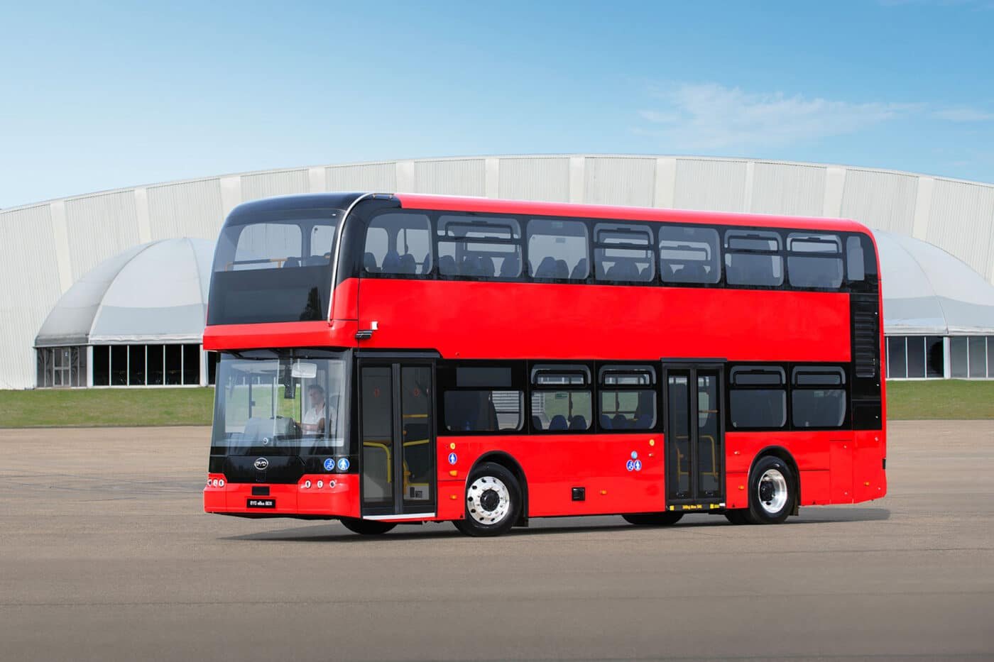 BYD BD11 : le célèbre bus rouge à deux étages passe à l'électrique sous ...