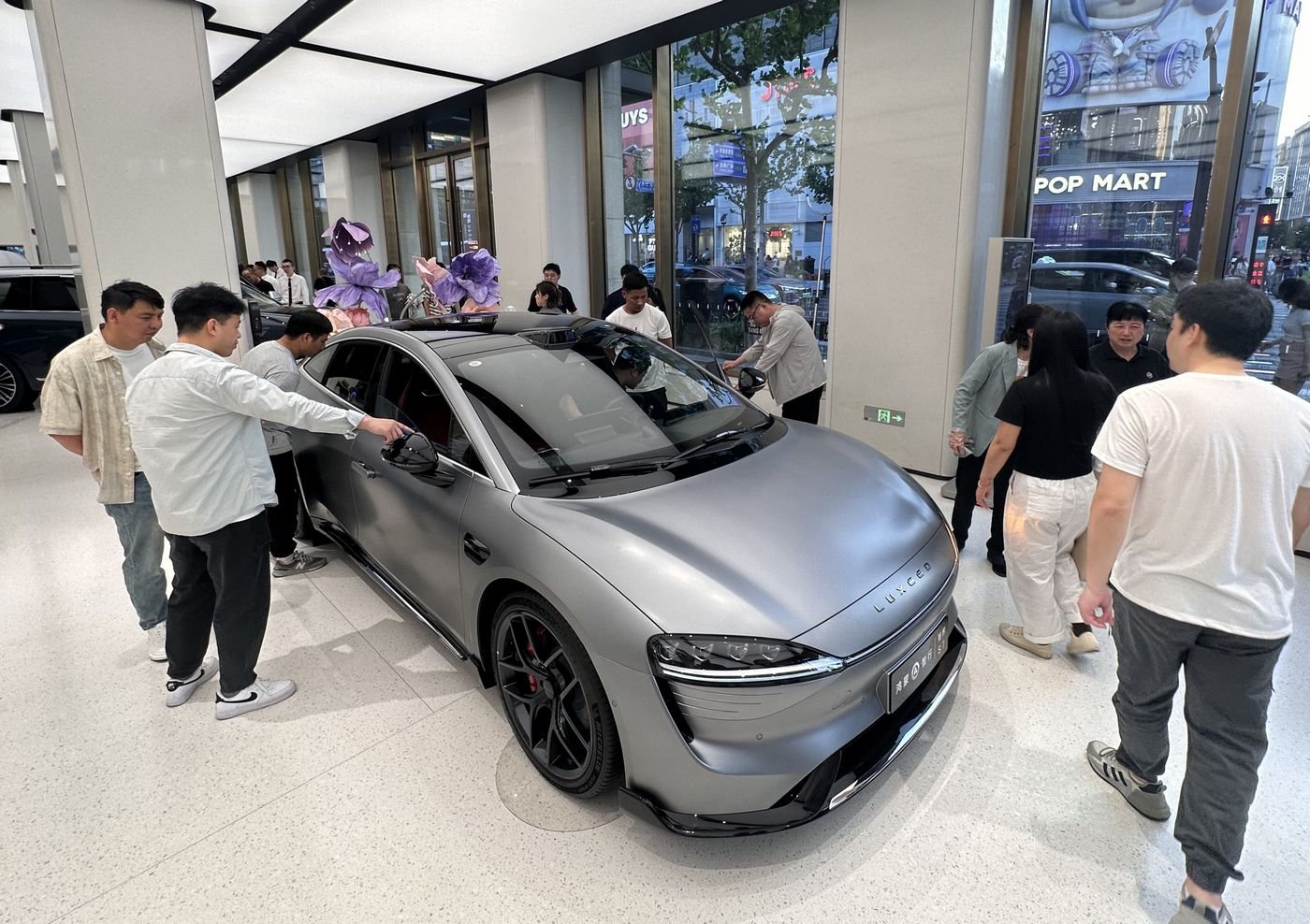 Vidéo - Luxeed S7 : on est monté à bord de la première voiture ...