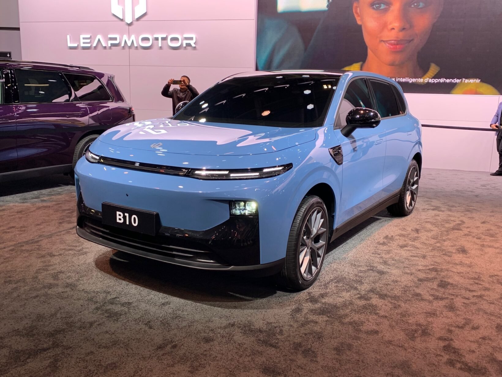 Mondial de l'Auto 2024 - Leapmotor B10 : un SUV électrique qui va ...
