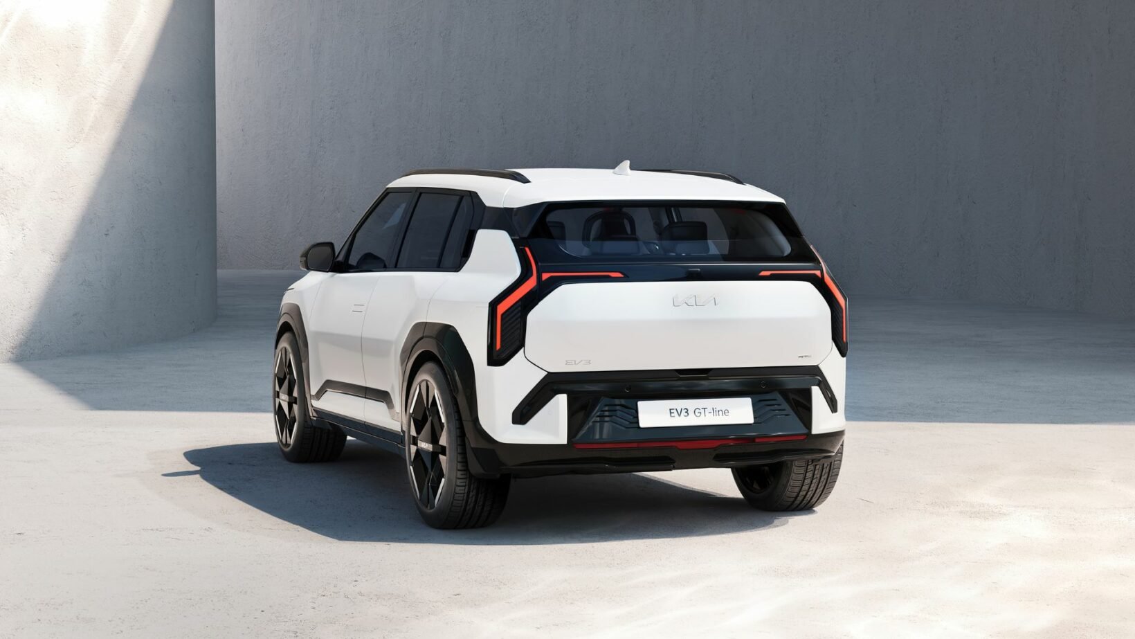 Kia EV3 : batterie, autonomie, recharge, performances, prix