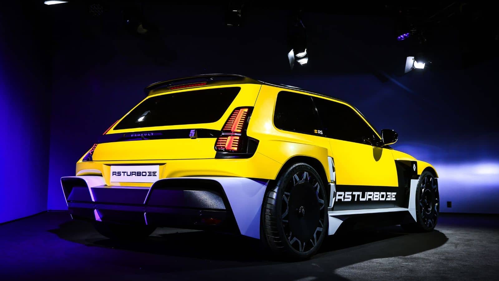Renault 5 Turbo 3E, la plus petite des grandes supercars électriques