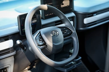 Maxus eDeliver5 : ESSAI du fourgon électrique et accessible