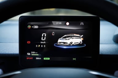 Maxus eDeliver5 : ESSAI du fourgon électrique et accessible