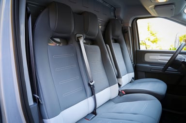 Maxus eDeliver5 : ESSAI du fourgon électrique et accessible