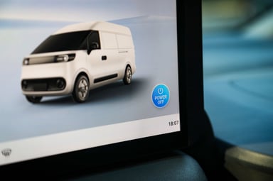 Maxus eDeliver5 : ESSAI du fourgon électrique et accessible