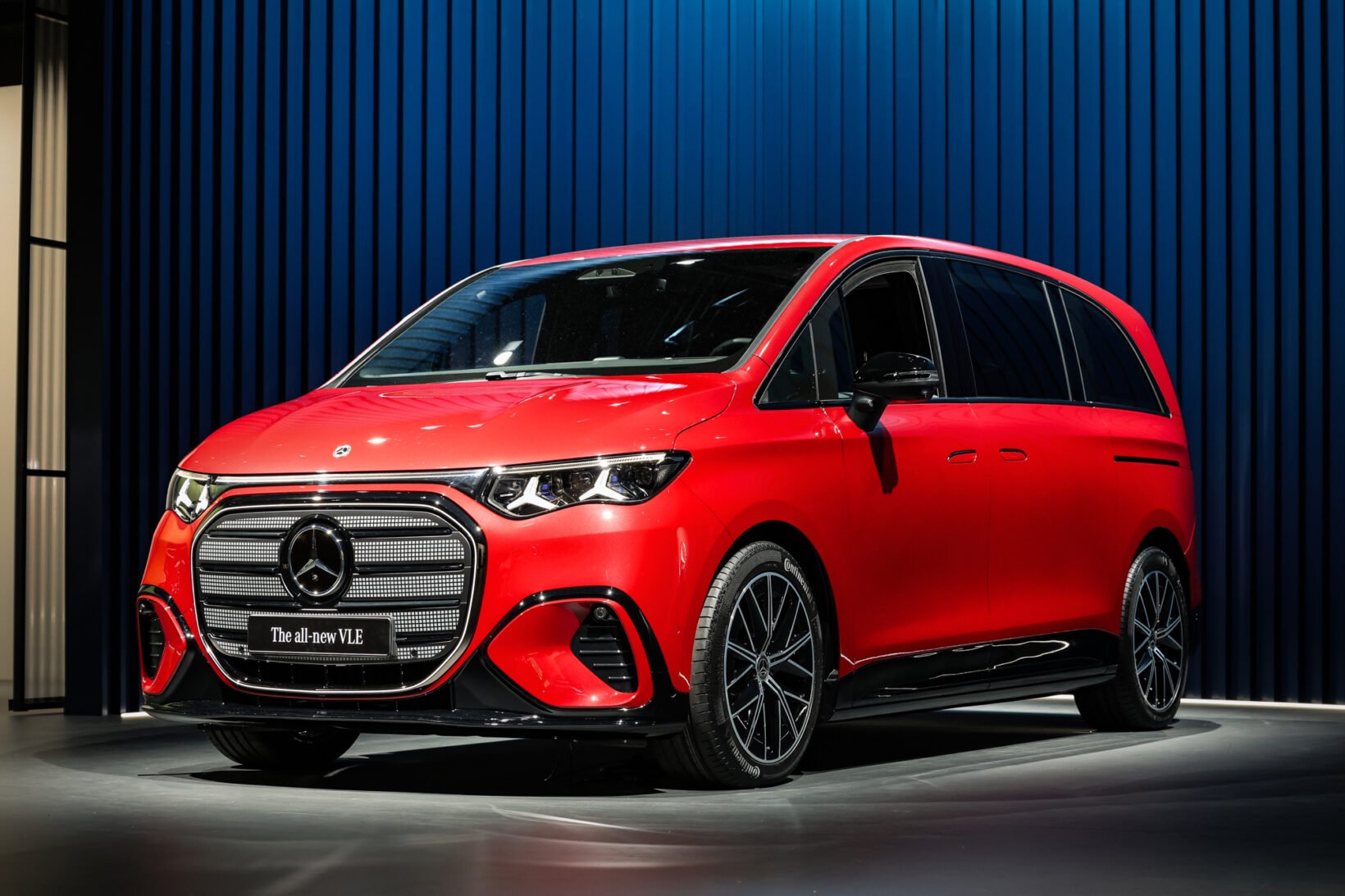 Mercedes VLE : à bord du van "Grand Limousine" 100% électrique