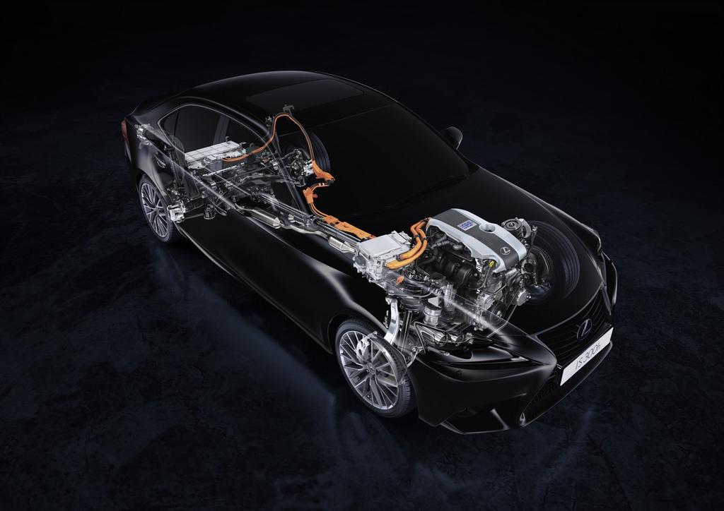 Lexus IS 300h : prix, consommation, fiche technique, performances