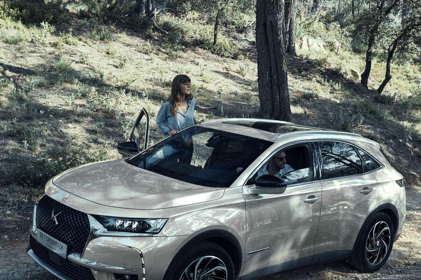 DS 7 Crossback e-tense : le SUV hybride rechargeable annonce ses tarifs