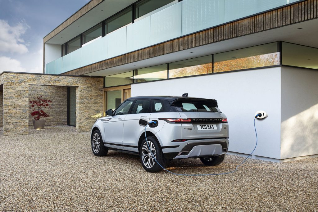 Range Rover Evoque P300e