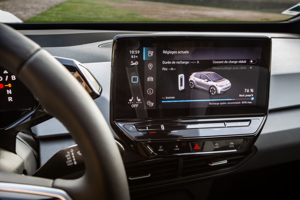 Volkswagen ID.3 vs Tesla Model 3 : essai comparatif exclusif
