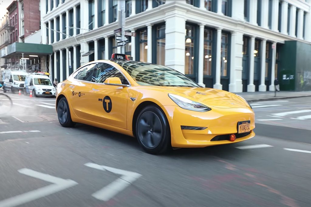 Partez à la rencontre de Rami, le premier taxi new-yorkais en Tesla Model 3
