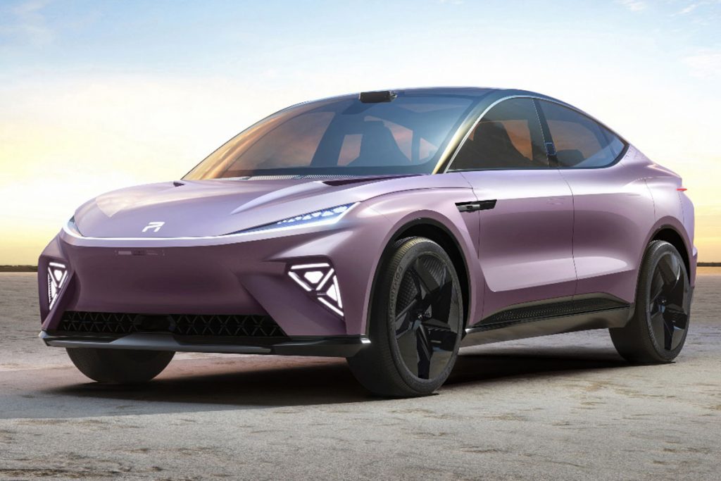 R ES33 Concept : un SUV électrique à la conduite autonome ultra-précise