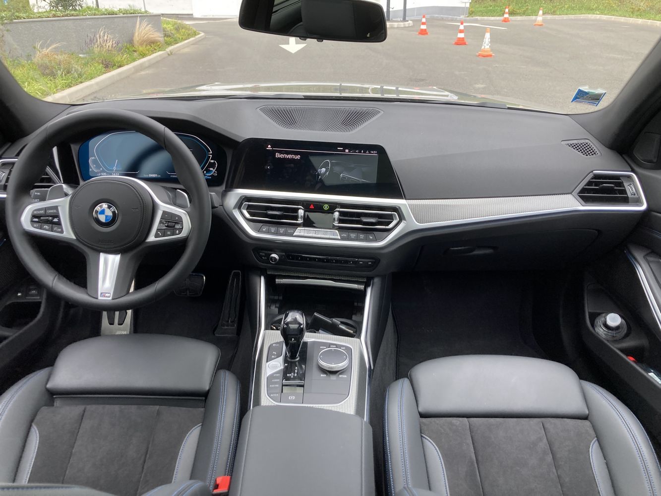 Essai BMW 320e Touring : faut-il acheter ce break hybride rechargeable