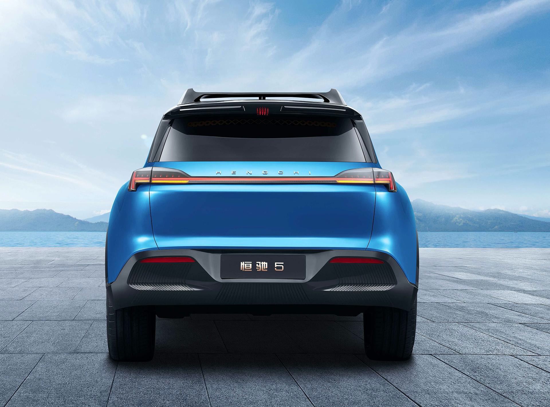 Evergrande débute finalement la production de ses voitures électriques ...