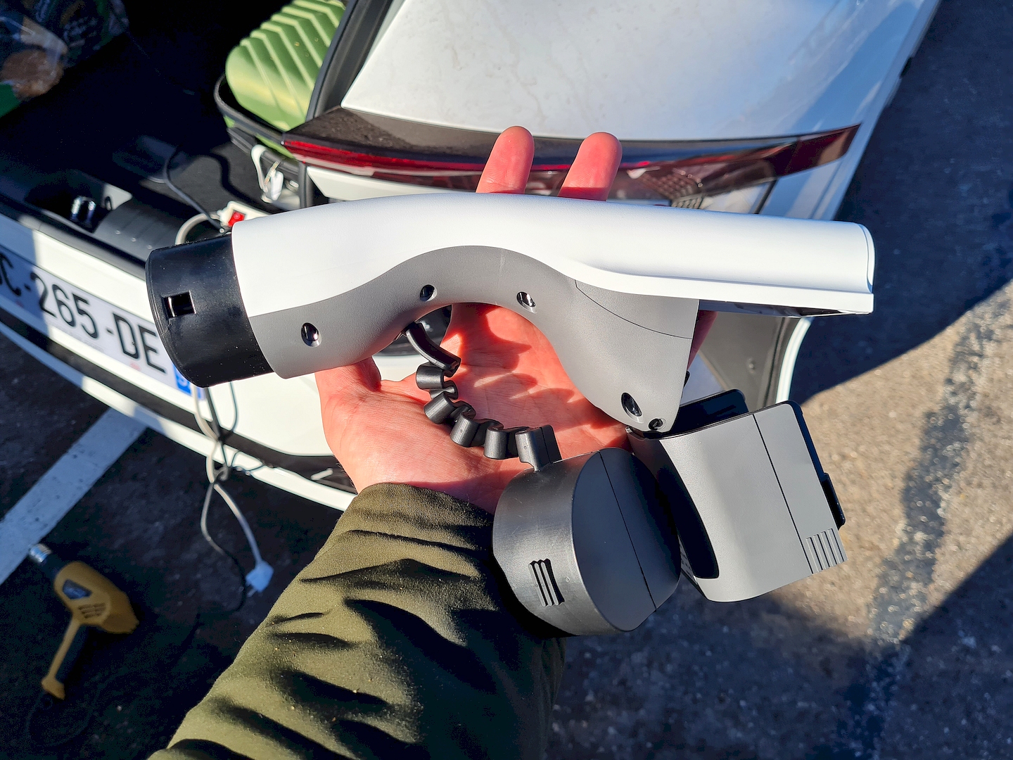 On fait disjoncter le Kia EV6 avec un toaster à paninis