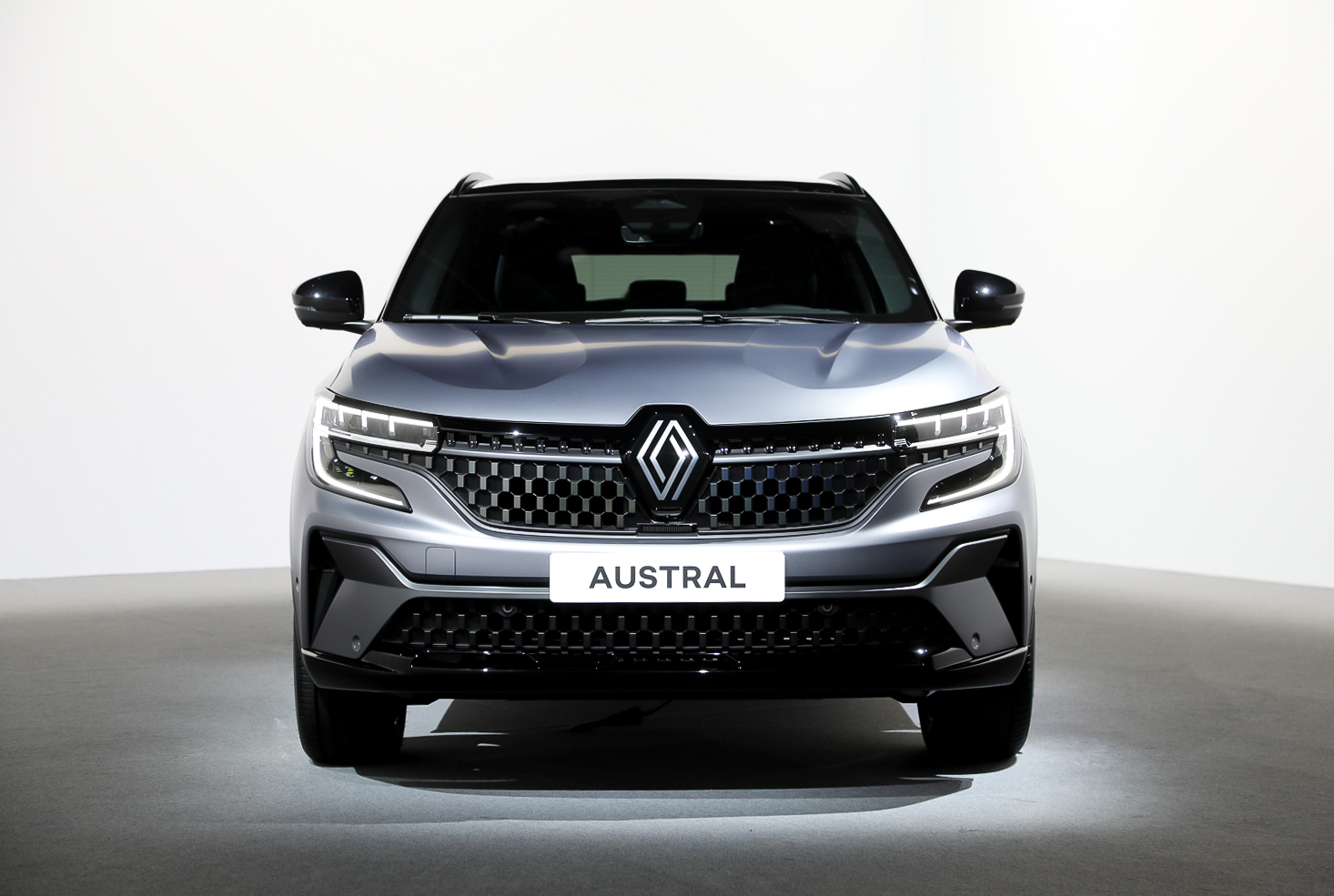 Renault Austral E-Tech : le SUV hybride de la Nouvel’R en images