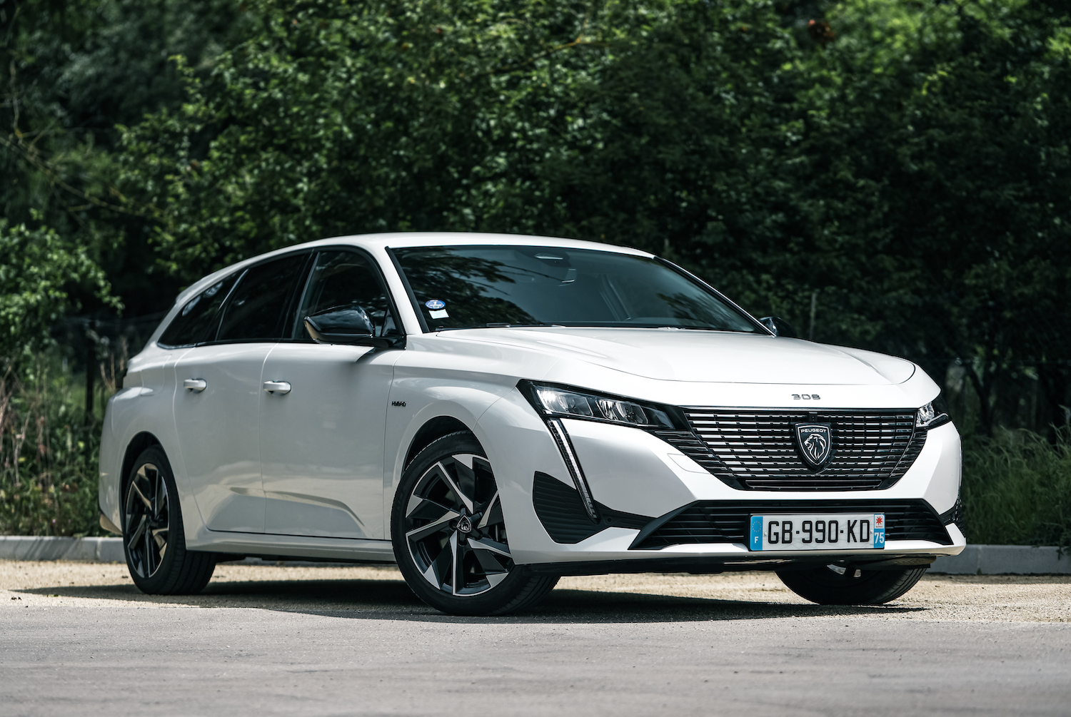 Peugeot 308 SW Hybrid 180 - Notre ESSAI en images - Automobile Propre