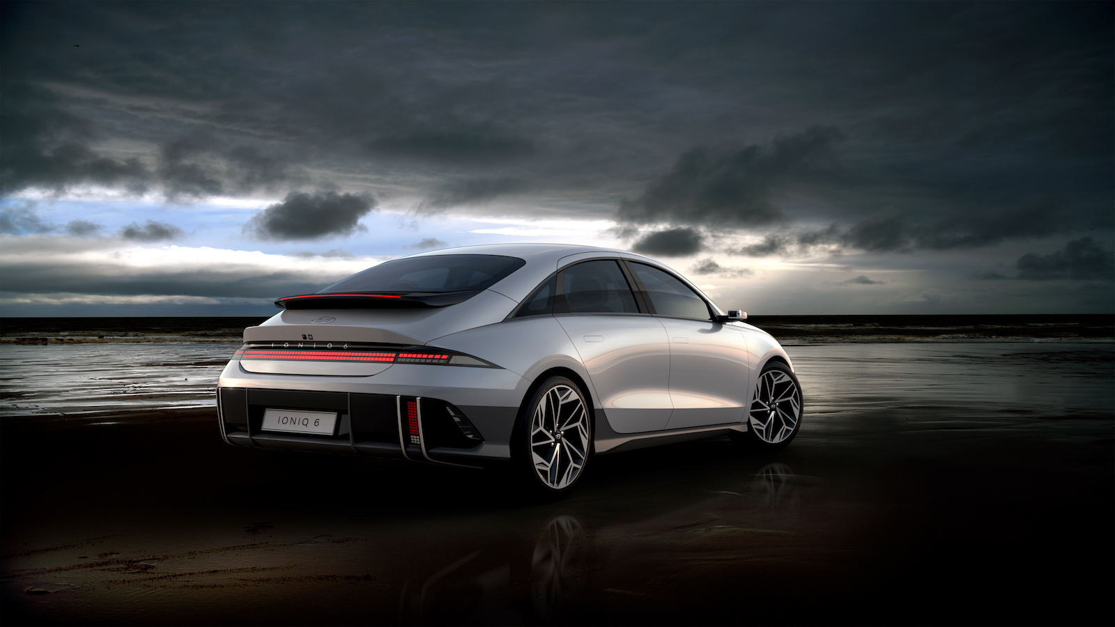 Hyundai Ioniq 6 : responsable du design Simon Loasby, la présente