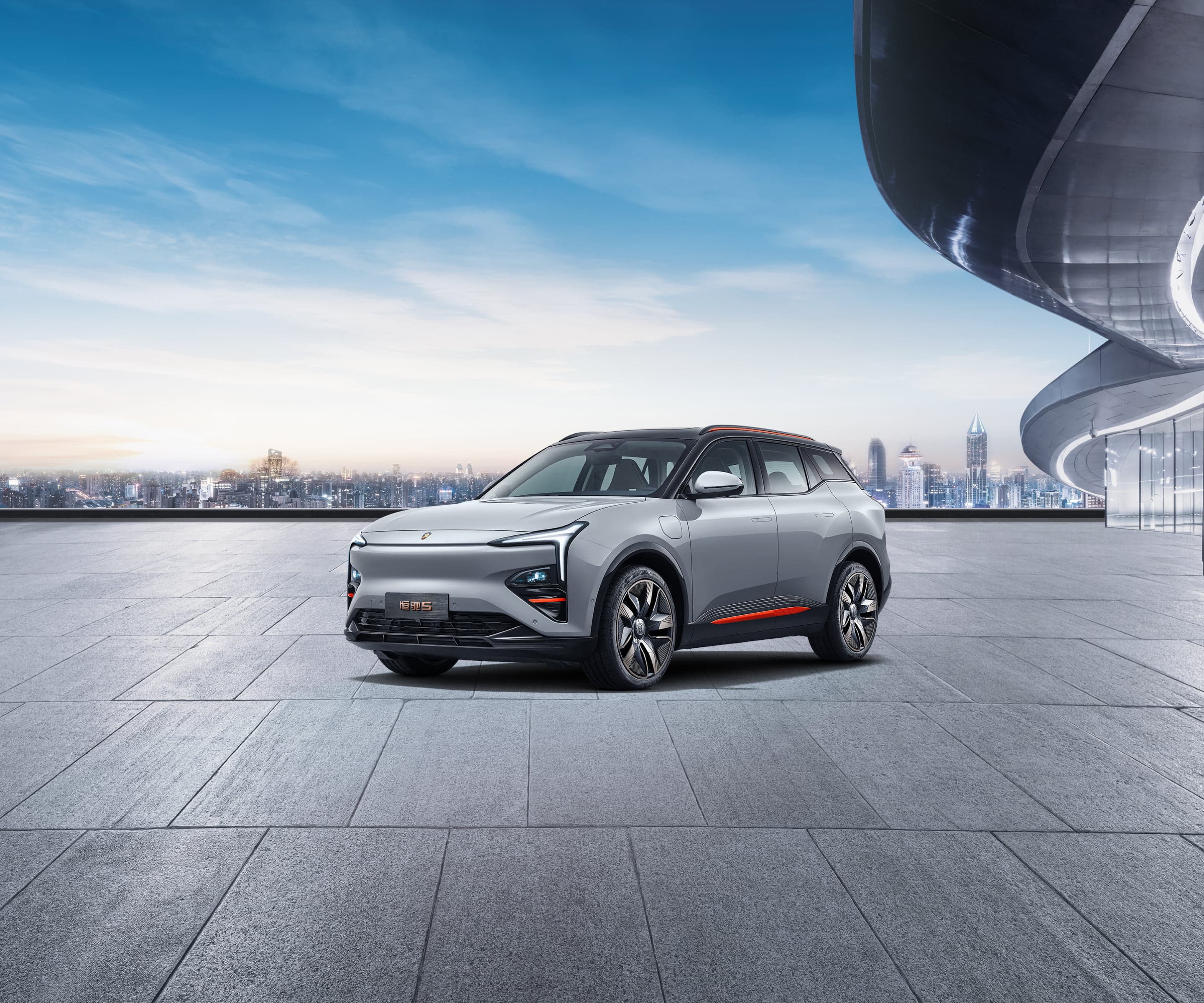 Evergrande lance enfin son SUV électrique Hengchi 5 en Chine