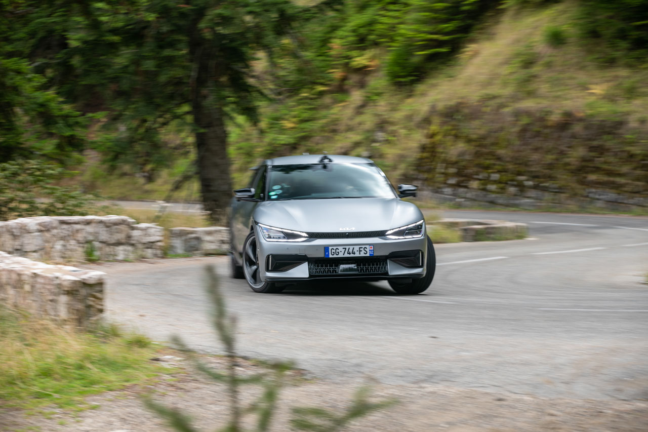 Essai – Kia EV6 GT dans le col du Turini : la Mega Track des temps ...