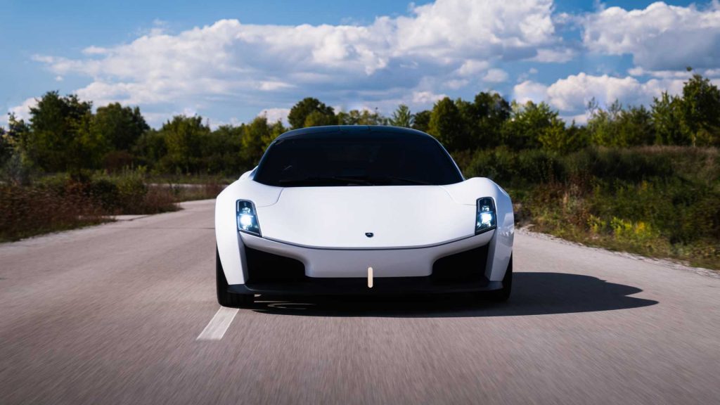 Apollo présente son premier prototype de supercar électrique