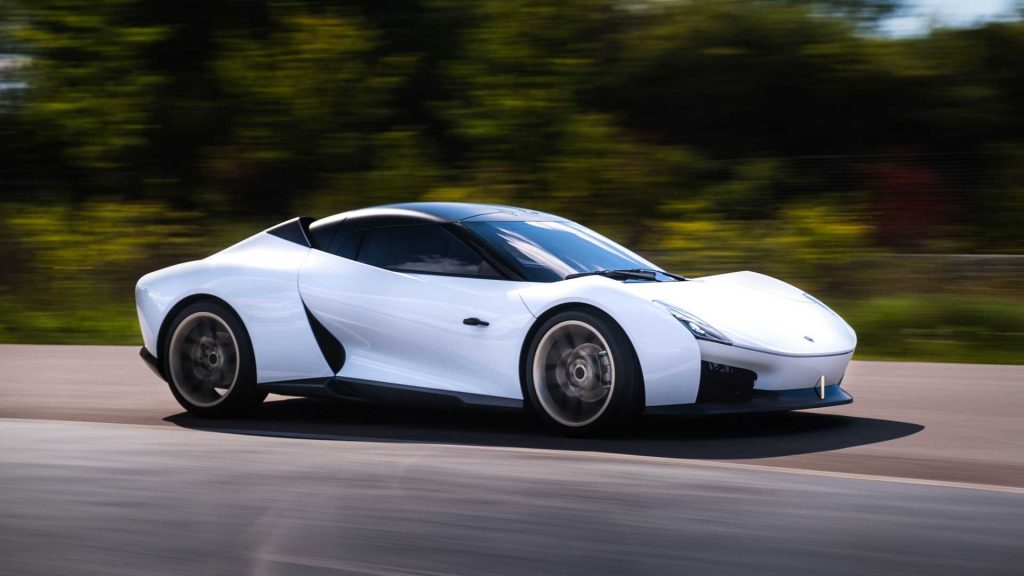 Apollo présente son premier prototype de supercar électrique
