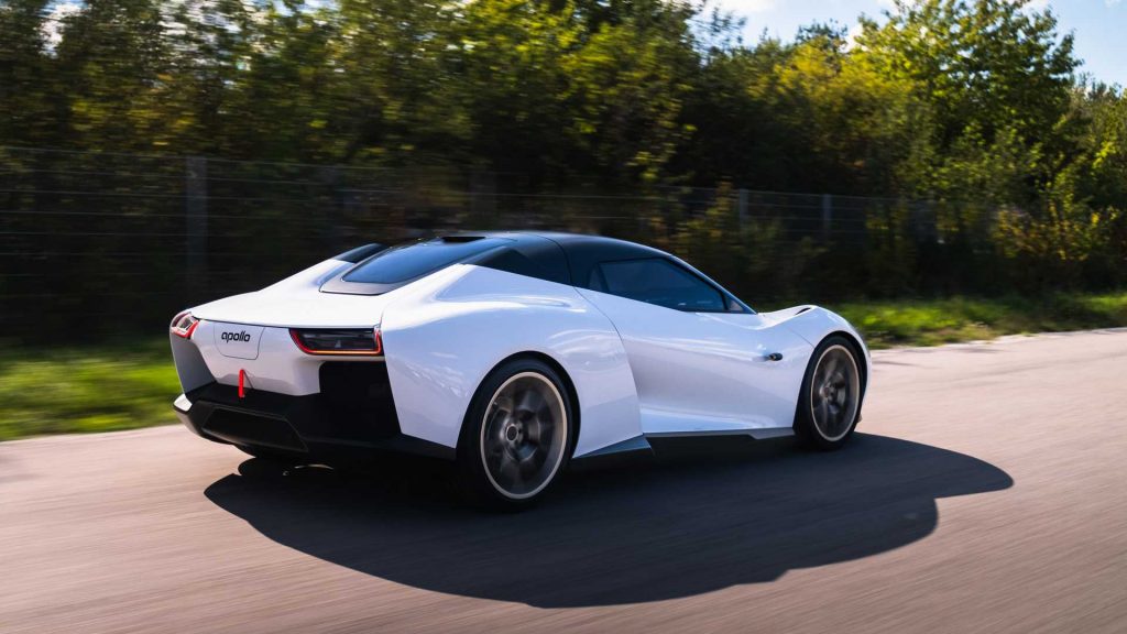 Apollo présente son premier prototype de supercar électrique