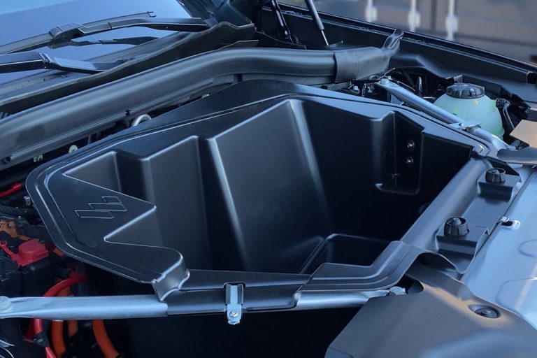 La société Wokeby proposera un frunk sur-mesure pour la BMW i4