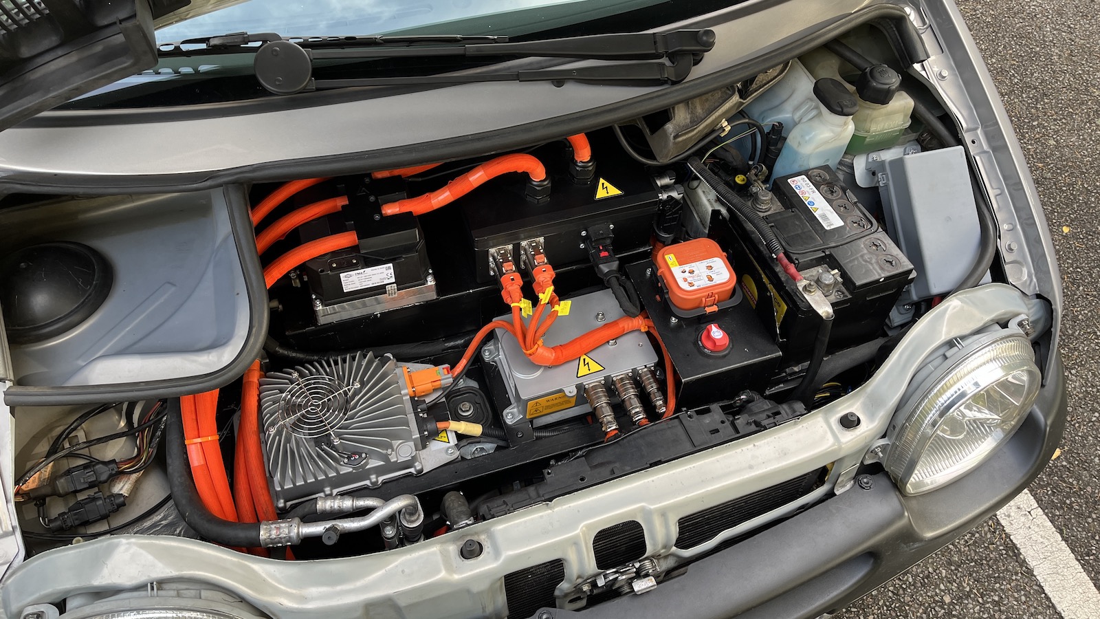 Essai vidéo - Renault Twingo électrique Lormauto : le rétrofit à 100 ...