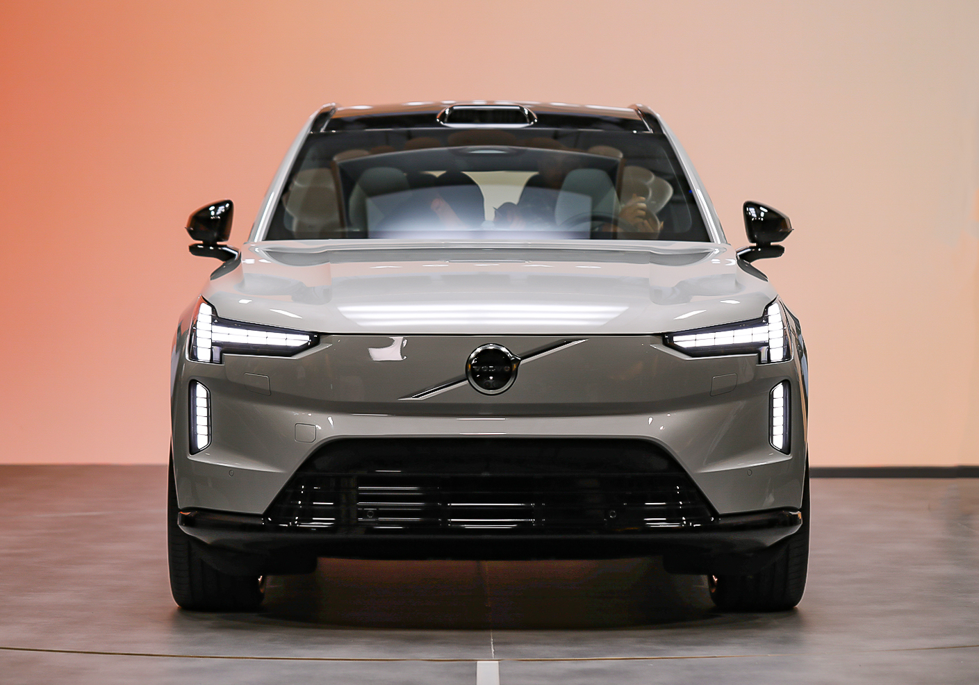 Reportage - Volvo EX90 : qu’annonce le (très) gros SUV 100% électrique