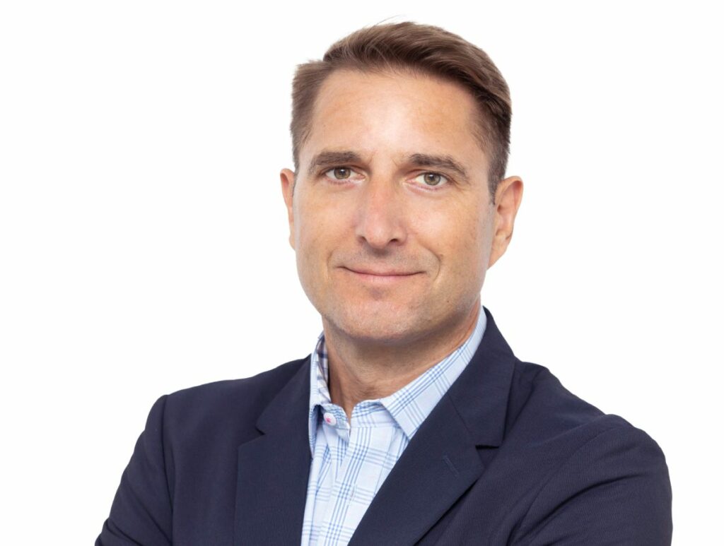 "Avec notre réseau de bornes, nous voulons être à moins d'une heure ...