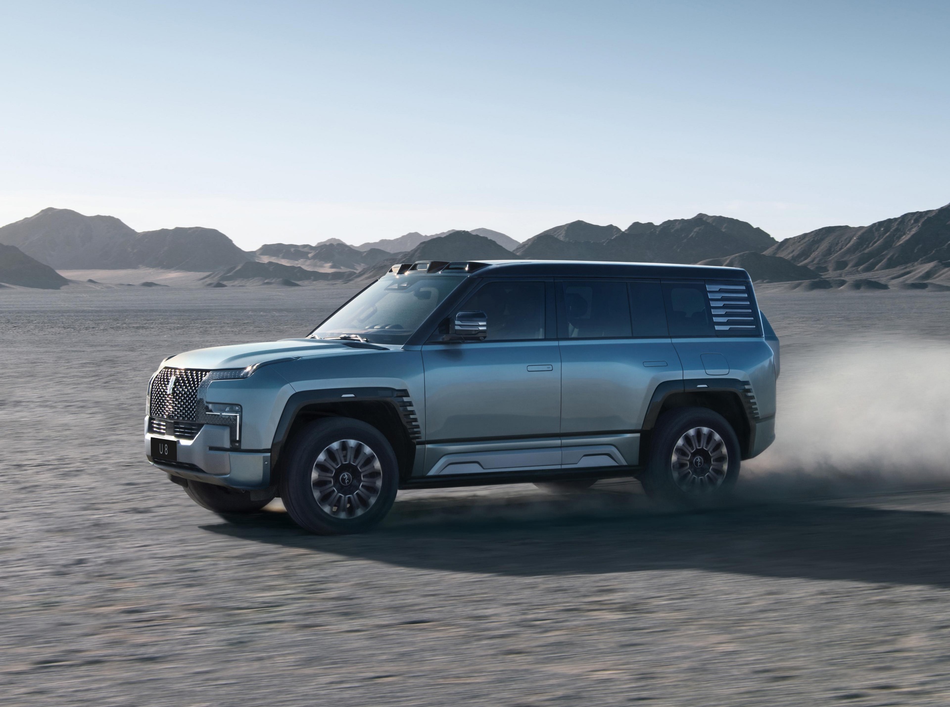 Yangwang U8 : BYD se lance à l'assaut de Rivian et du Hummer électrique