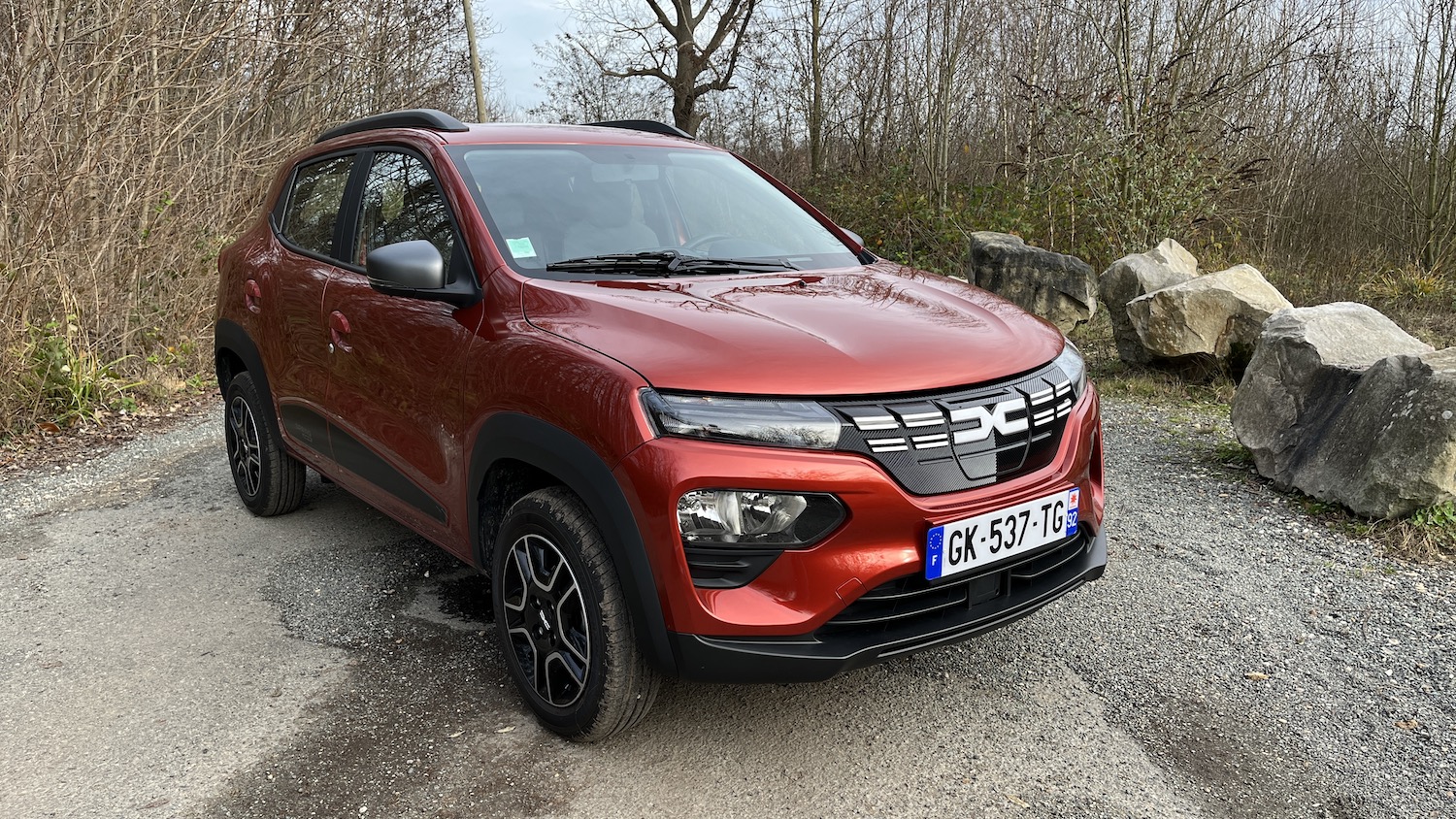 Essai vidéo - Dacia Spring électrique 2023 : mini restylage, maxi inflation