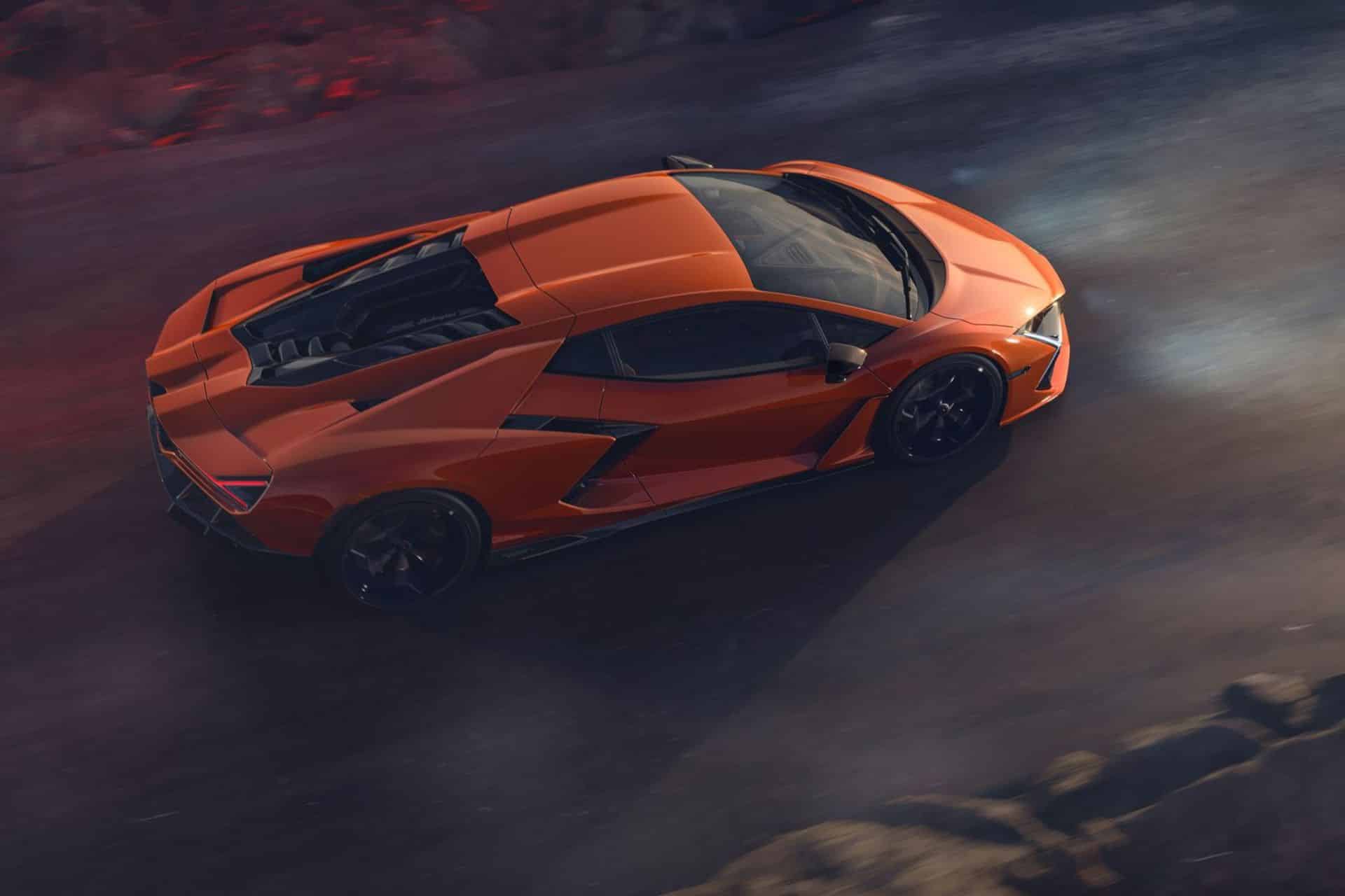 Lamborghini Revuelto