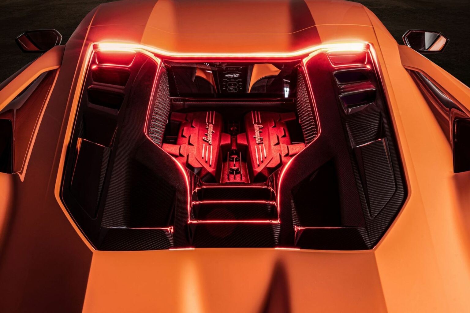 Lamborghini Revuelto