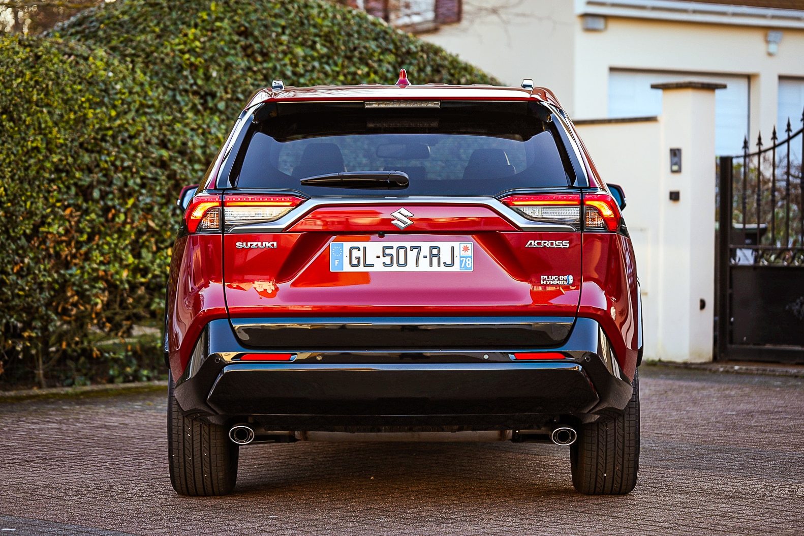 Essai – 1 800 km en Suzuki Across 2023 : les performances et consommations du SUV hybride ...