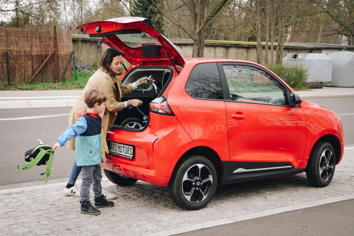 Ari Motors 902 : cette microvoiture allemande veut faire oublier l'Ami Cargo