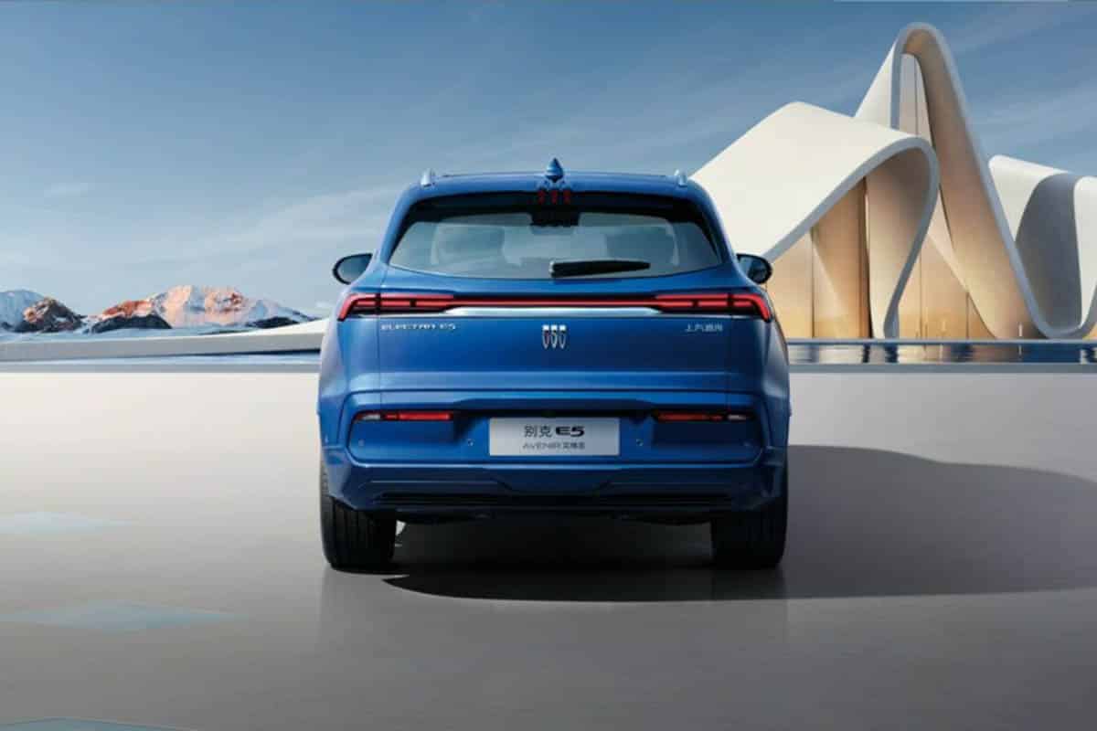 Le Buick Electra E5 dévoile ses caractéristiques avec un peu d'avance