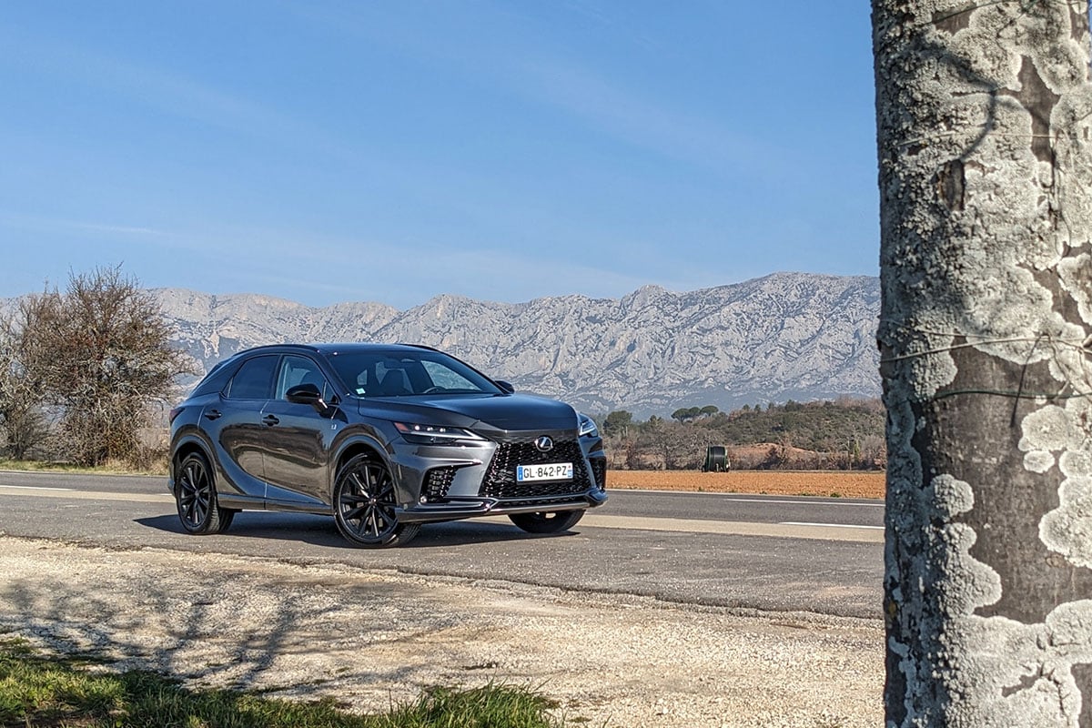 Essai - Lexus RX 450h+ et 500h : pourquoi faire simple