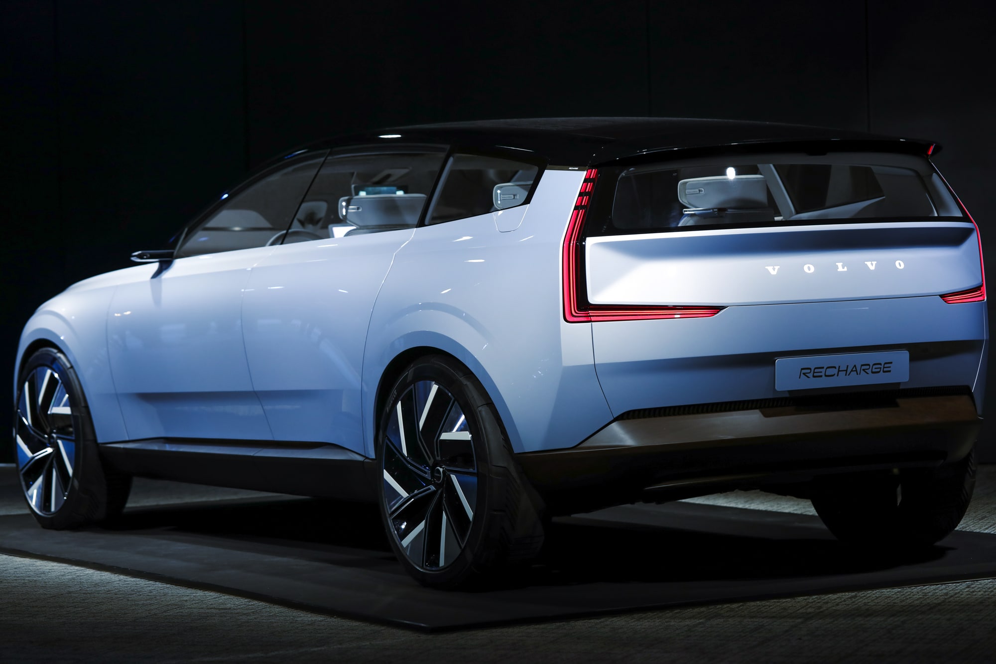 Volvo Recharge Concept : à bord du manifeste 100% électrique