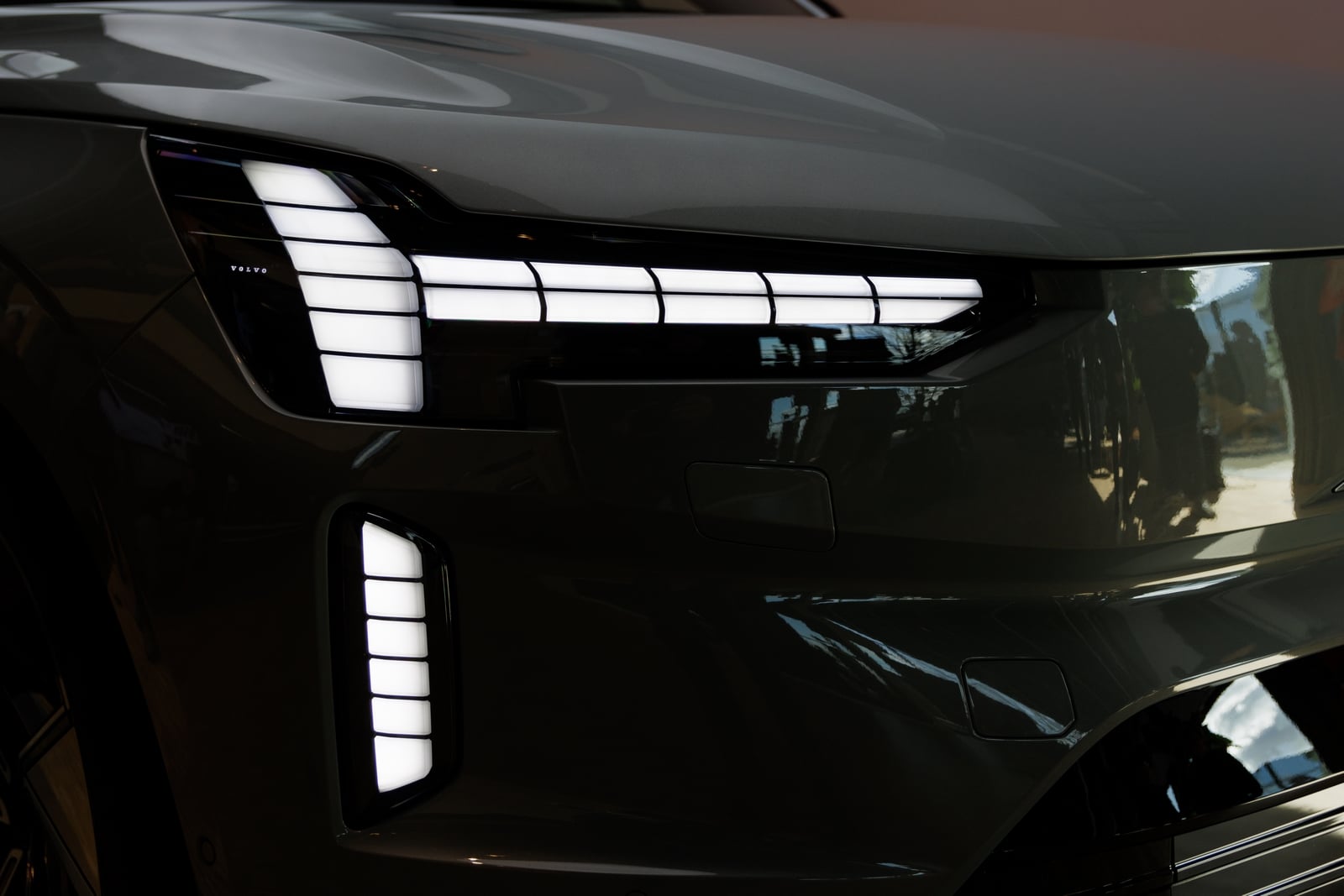 A la découverte du Volvo EX90 : électrique et haut de gamme