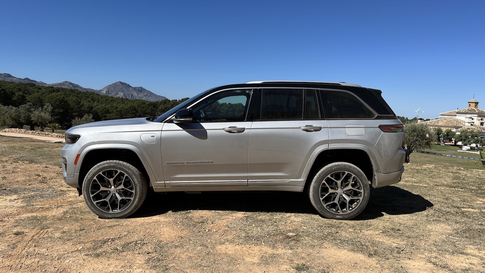 Essai - Jeep Grand Cherokee 4xe (2023) : un apache sans attache
