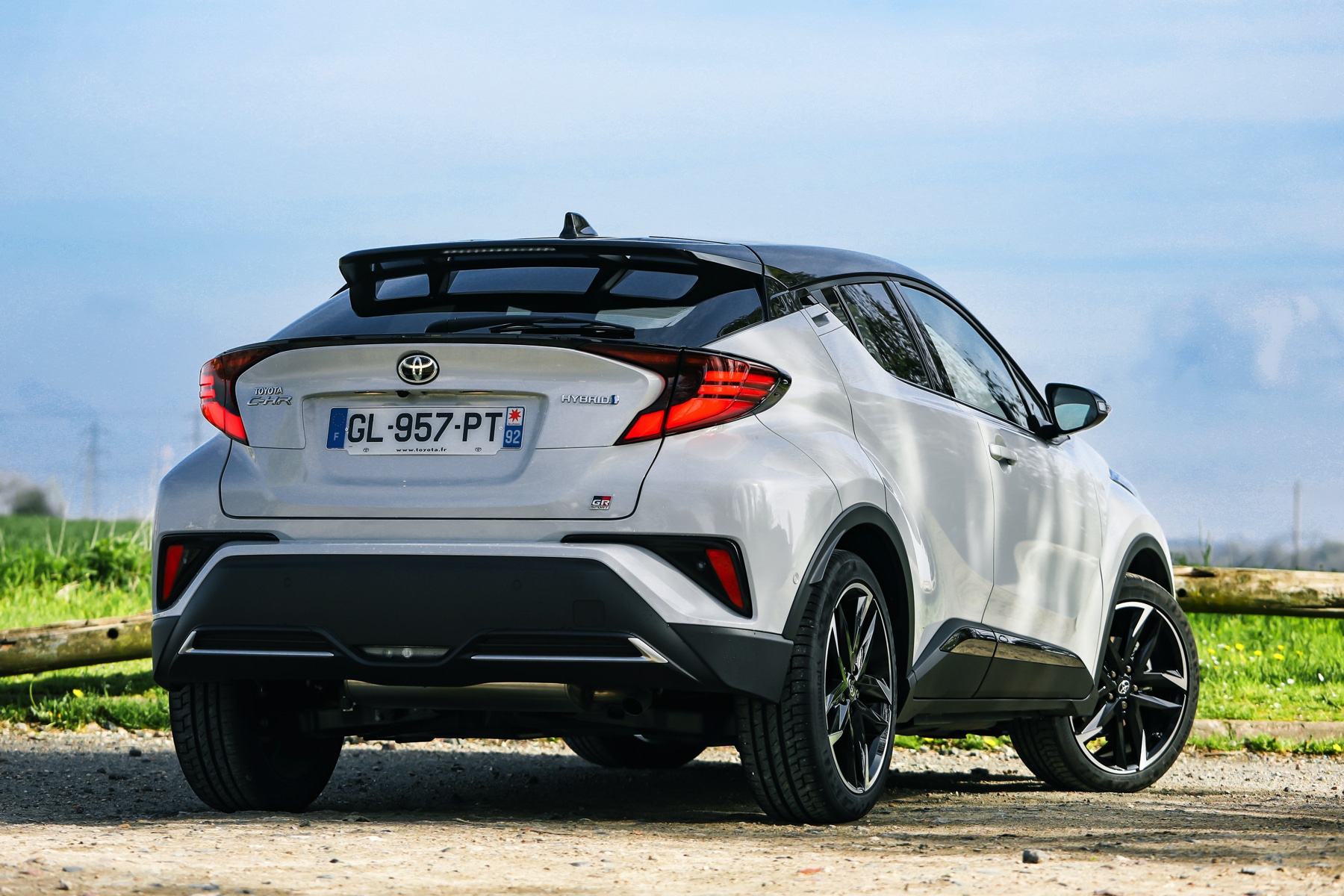 Toyota C-HR GR Sport : ESSAI du SUV compact hybride et sportif