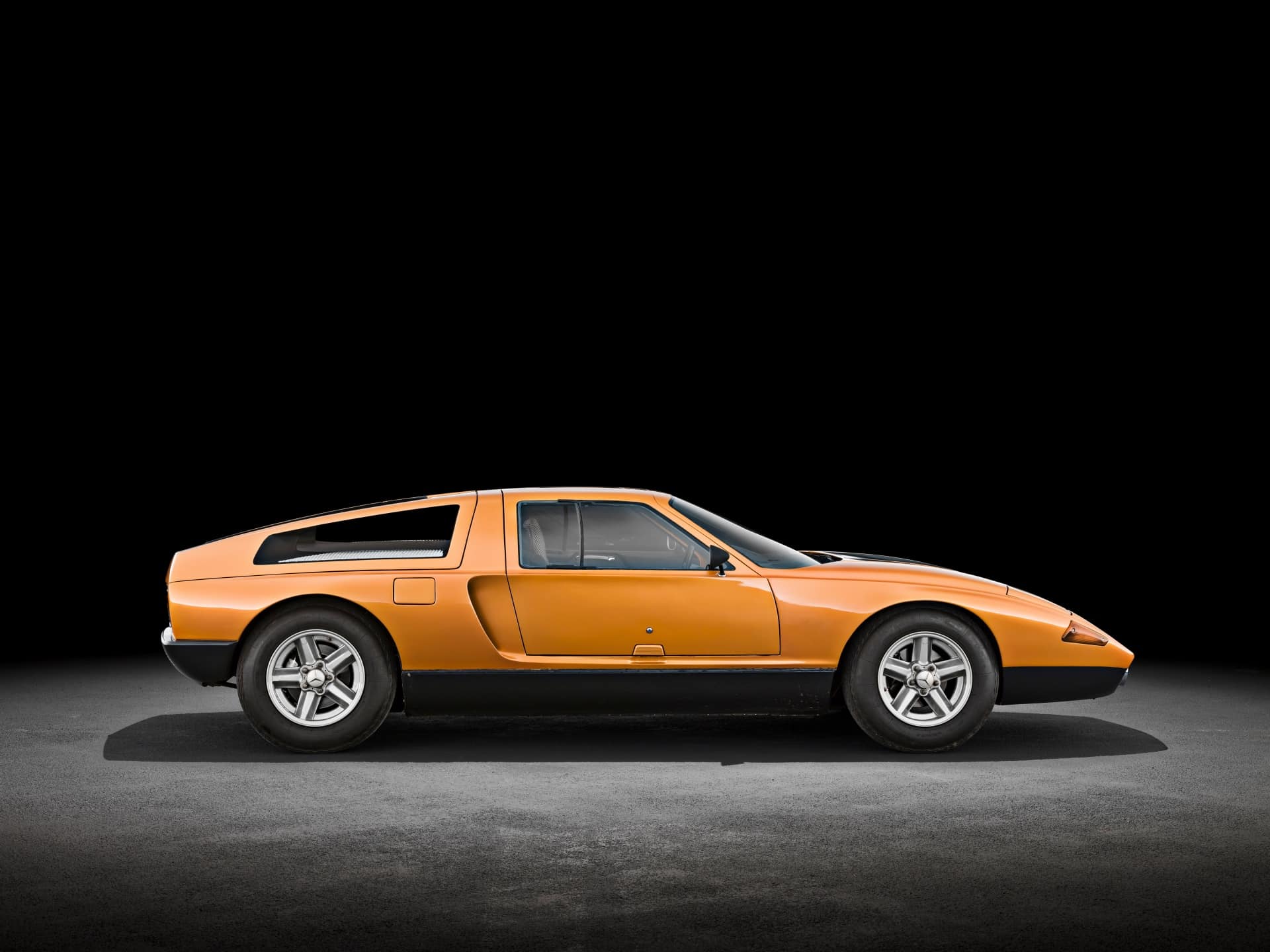 Mercedes ressuscite le coupé C111 en électrique